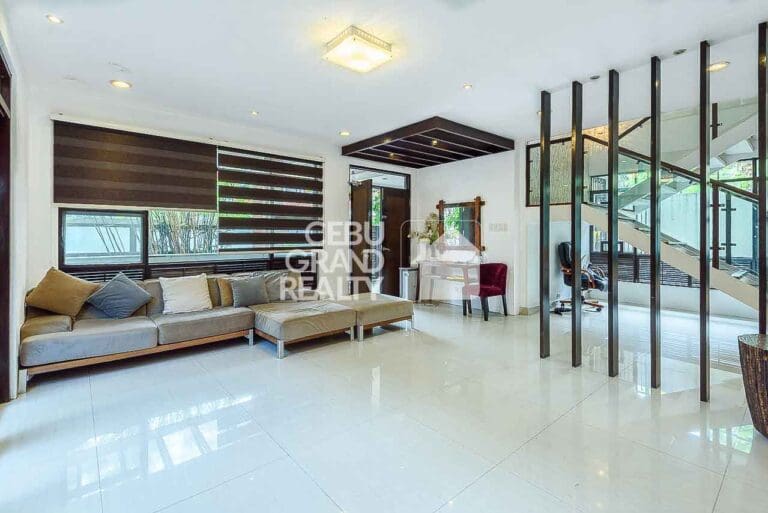 Sunlit Modern Residence with Seamless Indoor Flow | Cebu Grand Realty